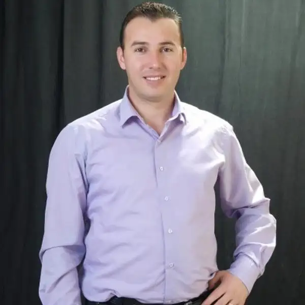 Erind Xhaferi, Këngë