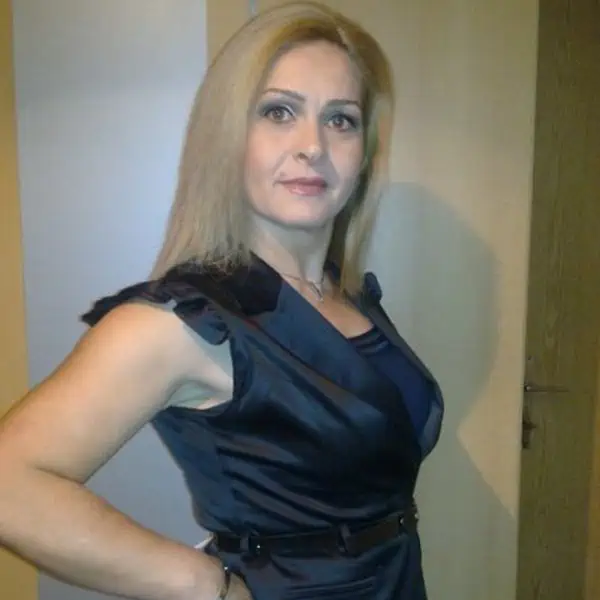 Elmaze Jashari, Këngë