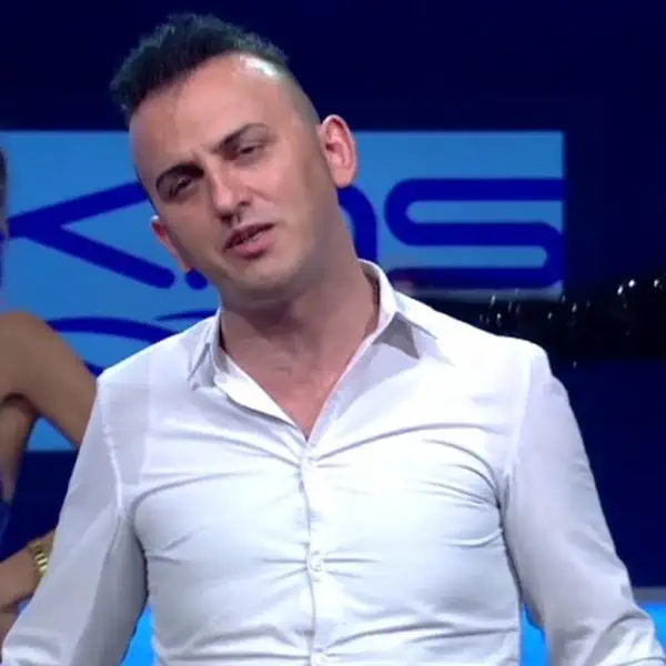 Agron Sylejmani :: Biografia