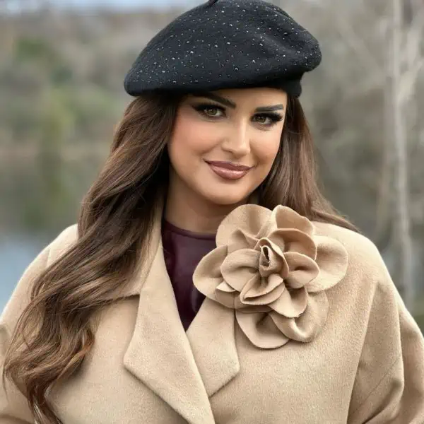 Rovena Ibrahimi :: Biografia